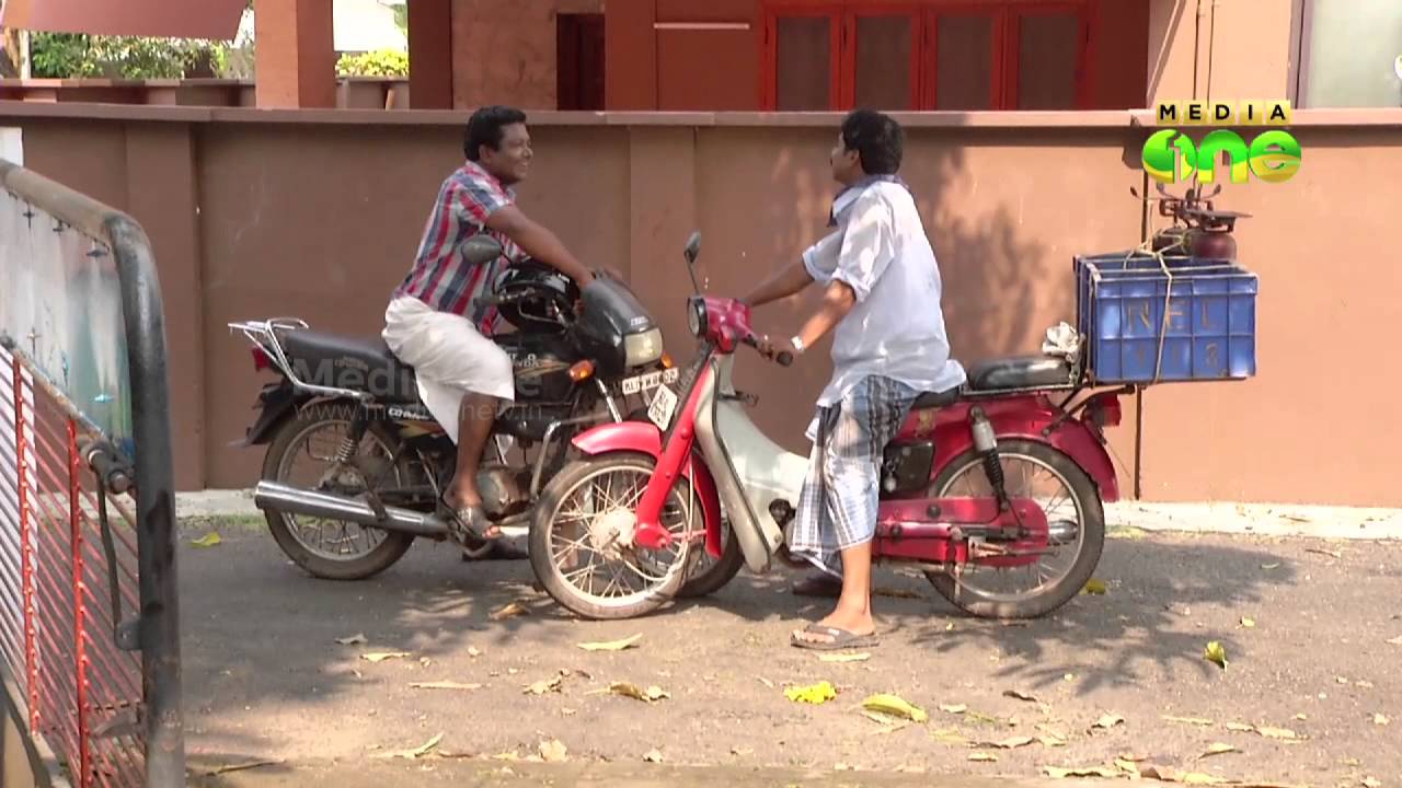 M80 Moosa Episode 5 (നടുറോഡിലെ മങ്ങിയ കാഴ്ചകള്‍) - YouTube