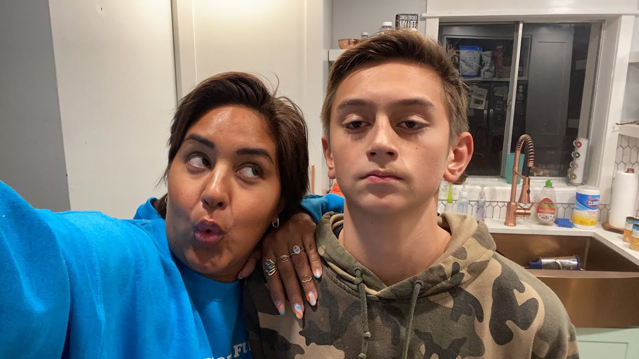 WHAT AM I COOKING - Tia cancer remission update Vlog 564 - YouTube