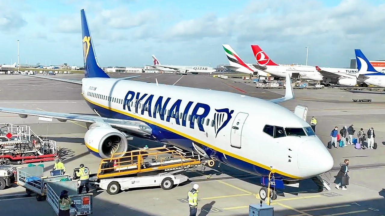 [60FPS] Amsterdam to Dublin in windy conditions (24018G34KT) | RYANAIR ...