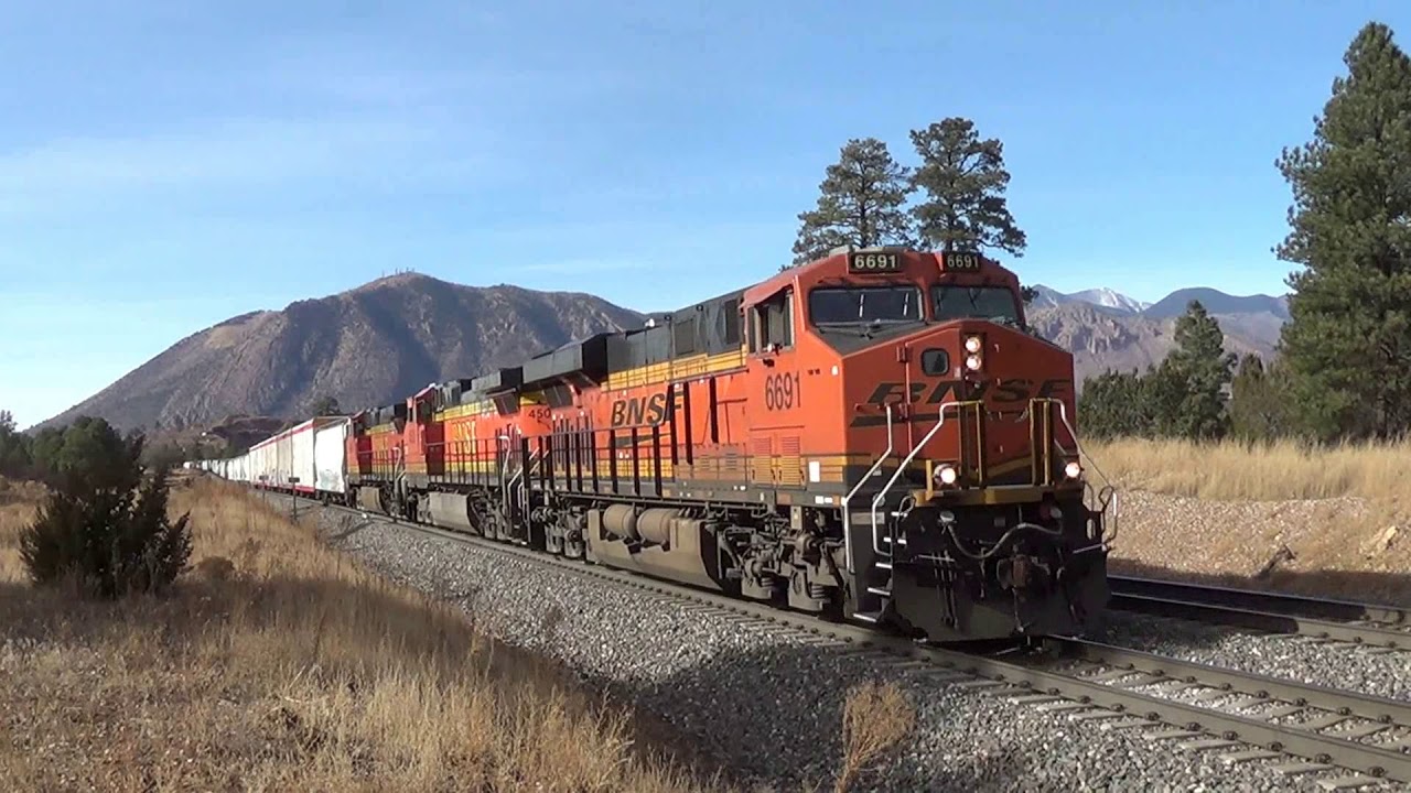 BNSF - East Of Flagstaff, AZ. 23Dec2017 - YouTube
