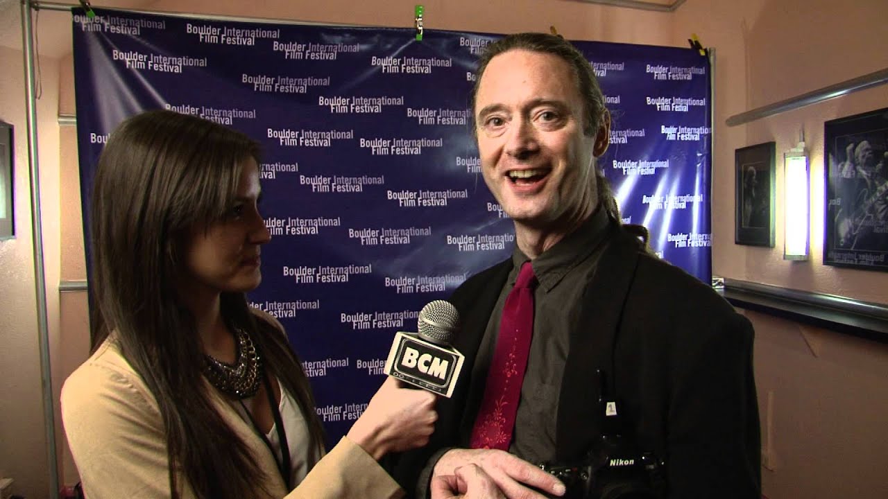 BIFF Fashionista Photographer - YouTube