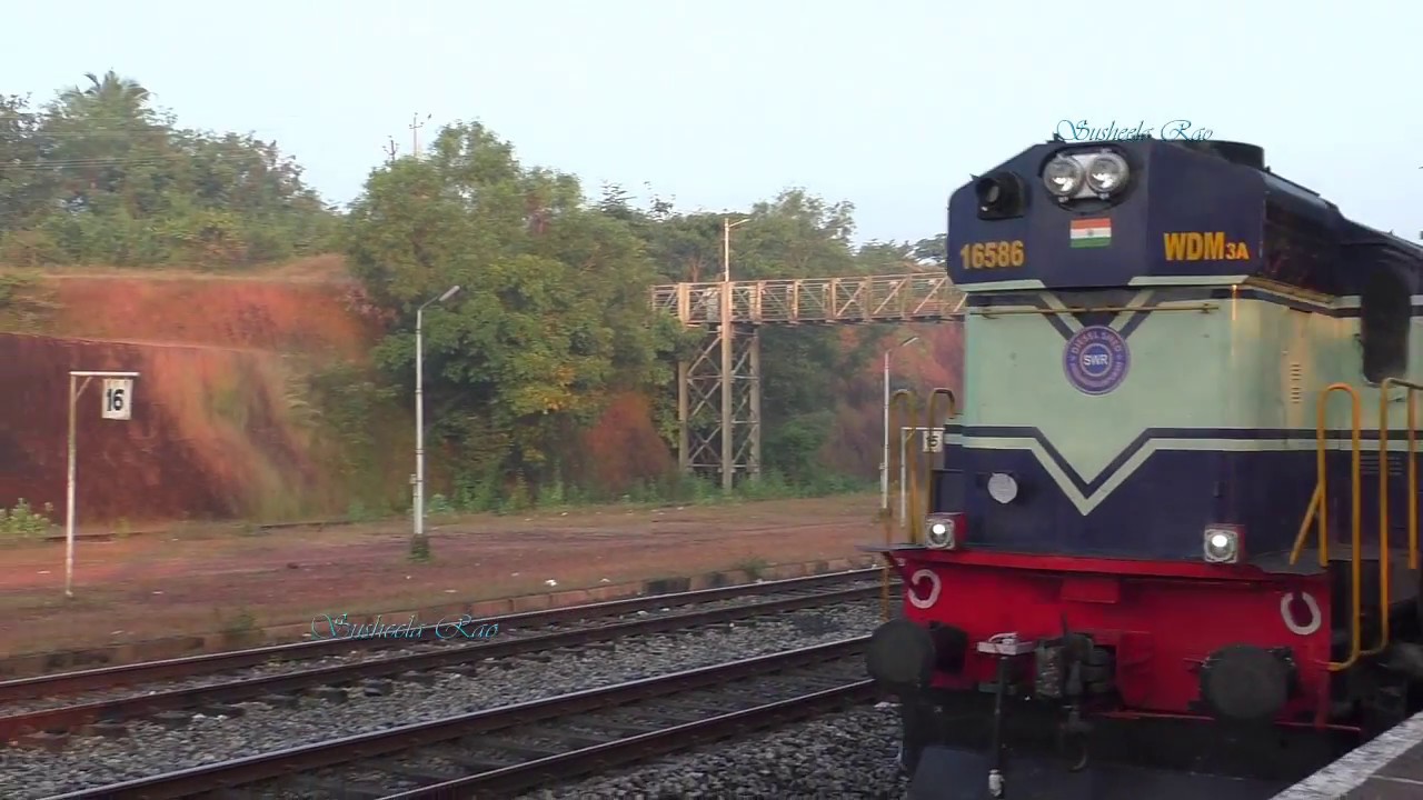 Konkan Railways - Matsyagandha Express at Kumta station & Karwar YPR ...