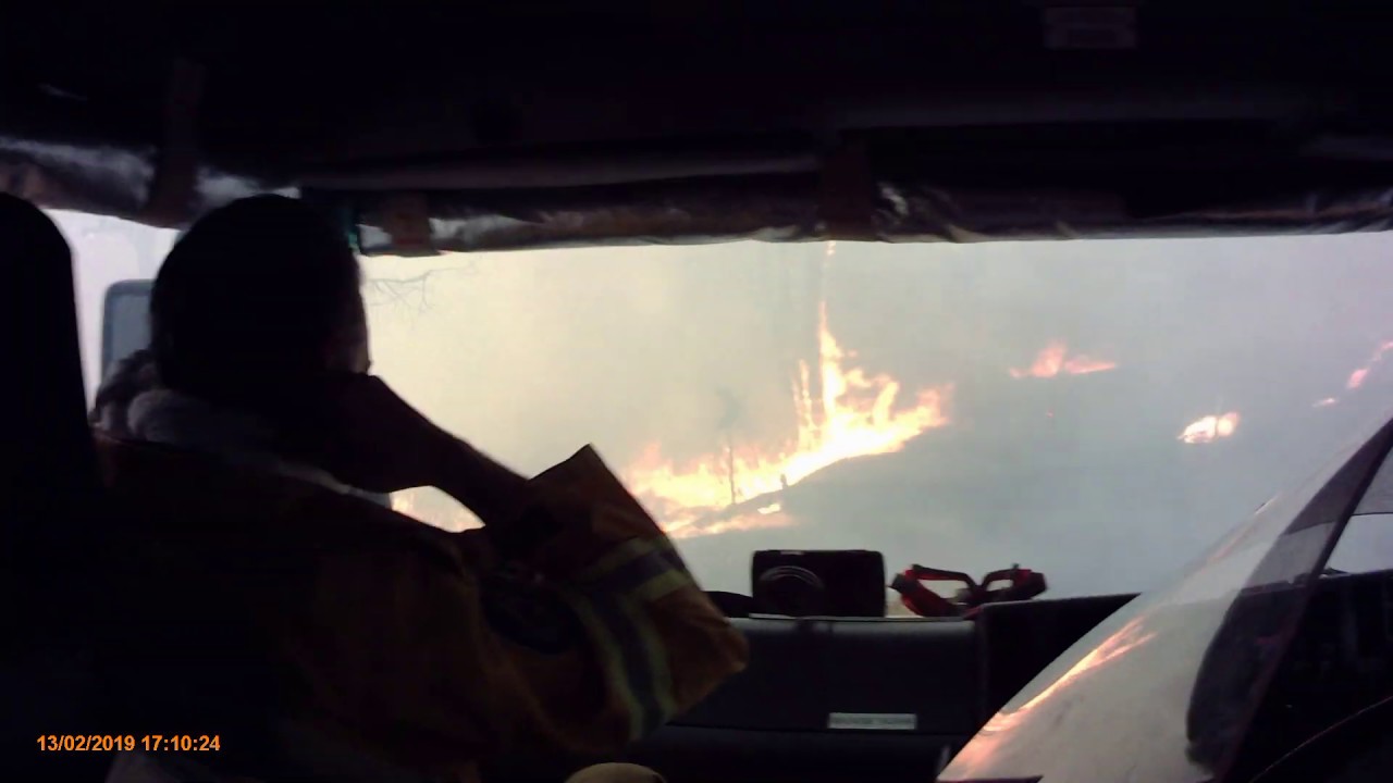 Tingha Bushfire 2019 Driving Through Fire. - YouTube