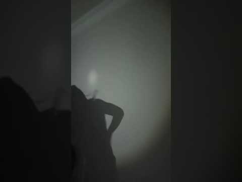 Küçük kızın dansı