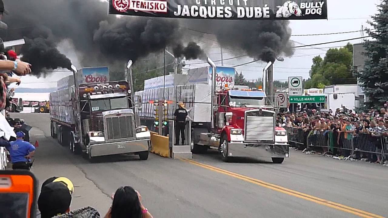 Le Rodéo du Camion | Truck Rodeo - YouTube