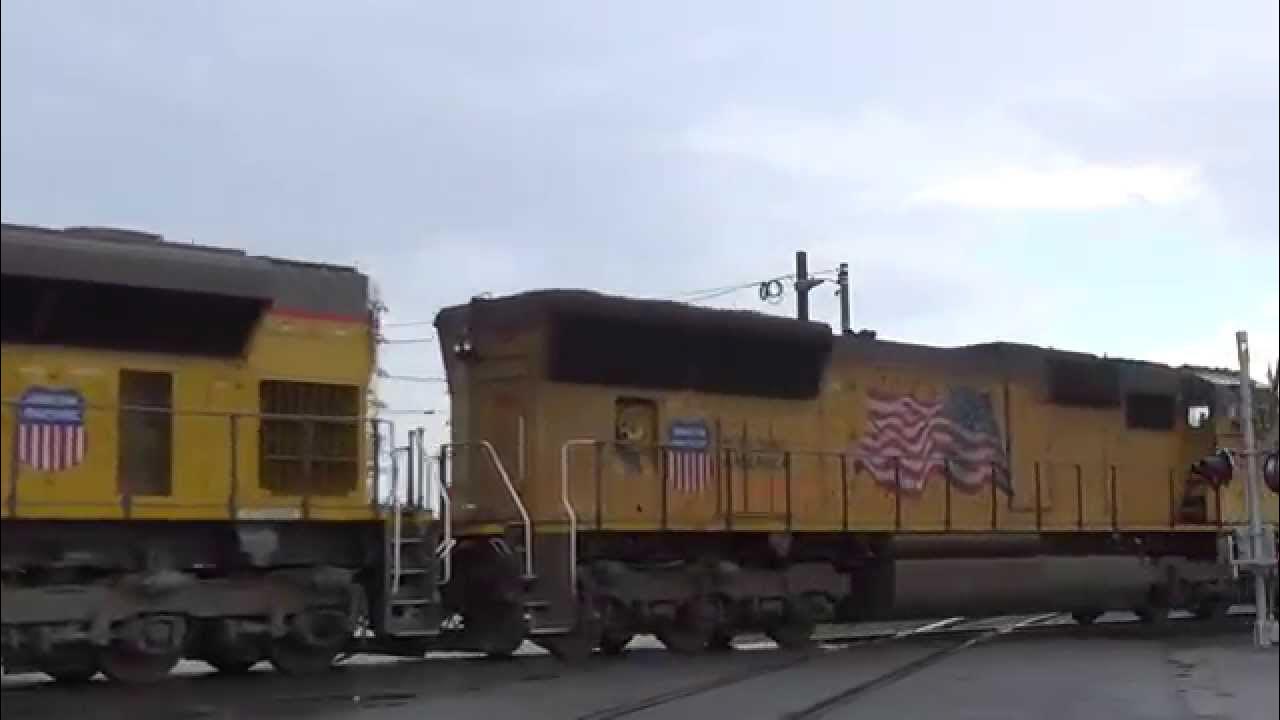 HD: UP 8768 leads NS Train I2G in Bremen, GA - YouTube