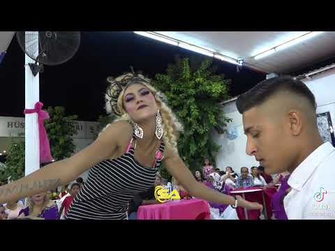 Sevgilisine kur yapan roman kızı 💯💃