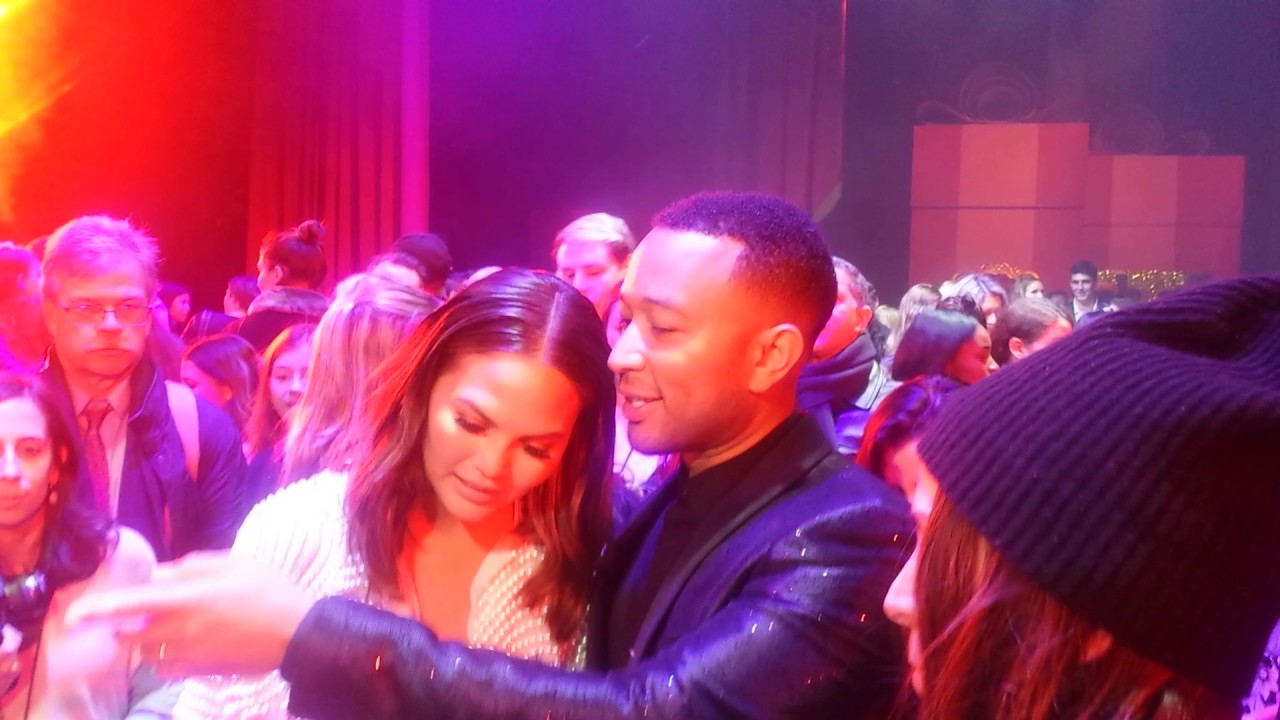 John Legend and Chrissy Teigen/THE TOYCRACKER - YouTube