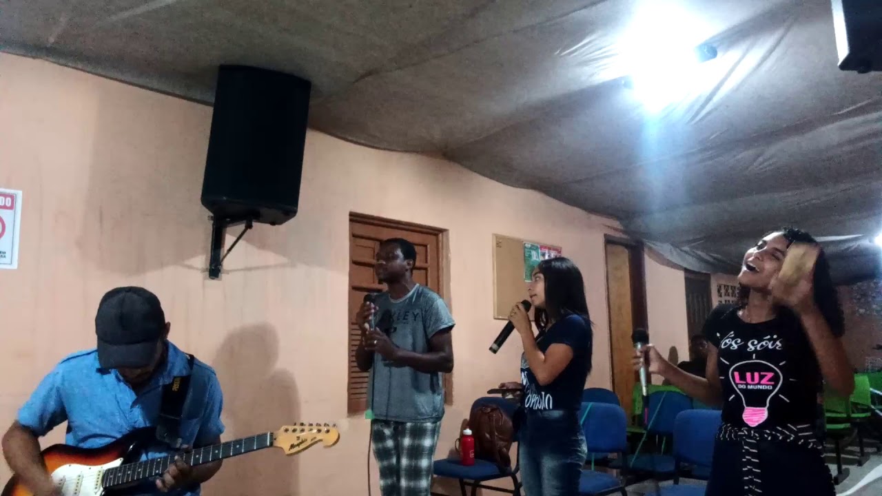 Banda EFRAIN - YouTube