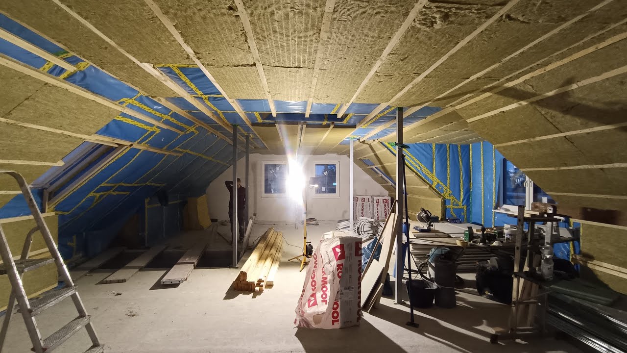 Hausbau Untersparrendämmung | Trockenbau in Eigenleistung - YouTube