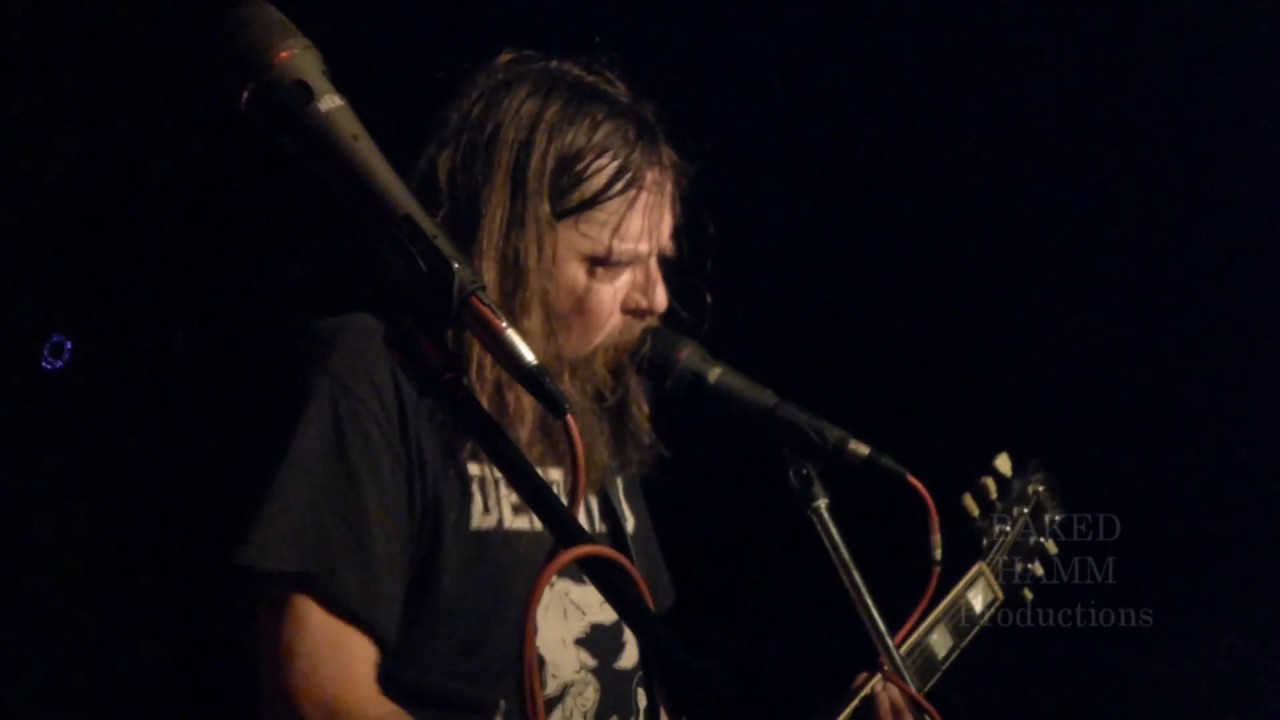 Red Fang - Dirt Wizard - YouTube