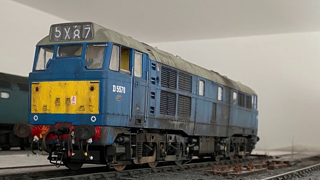 Heljan Class 31 Weathering - YouTube