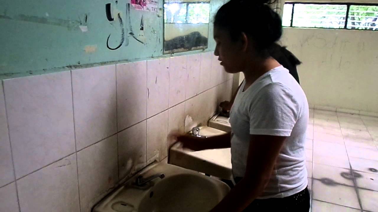 Poor Reality in UES - YouTube