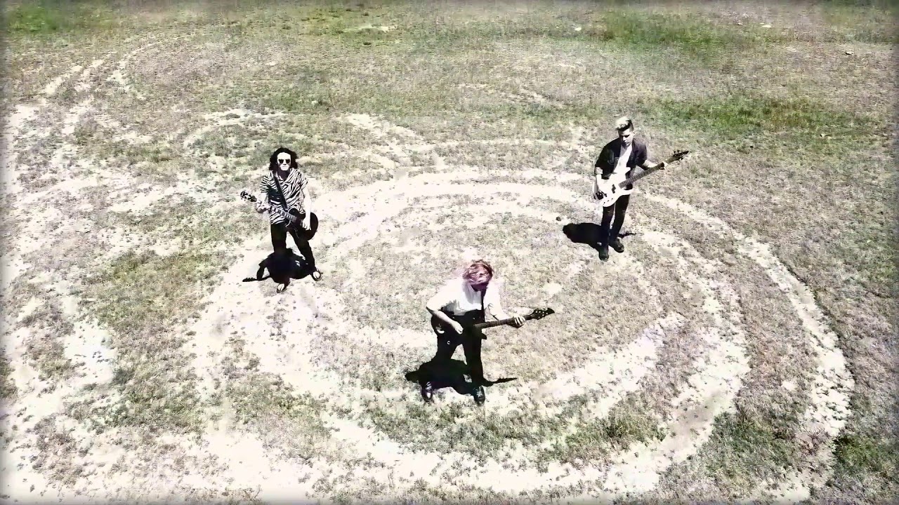 A Forest - DAT CD BOYZ (THE CURE COVER) - YouTube