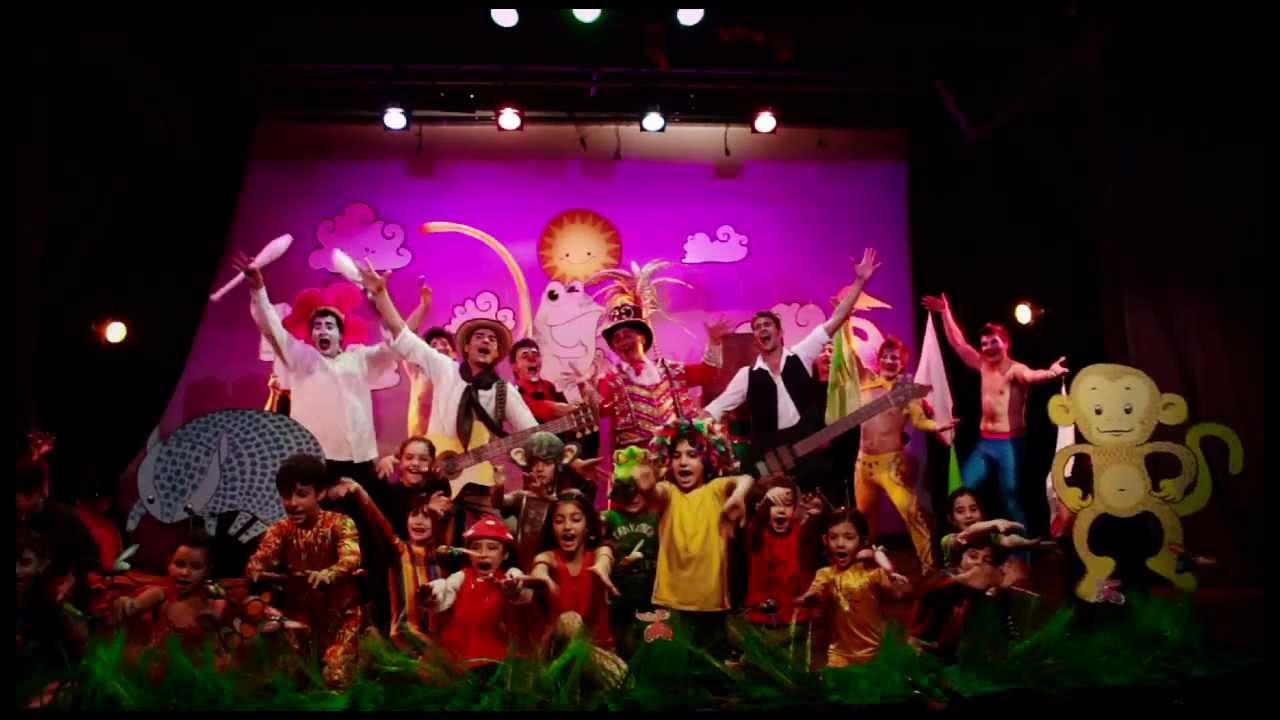 Tierra Verde - Desfile de Colores - YouTube