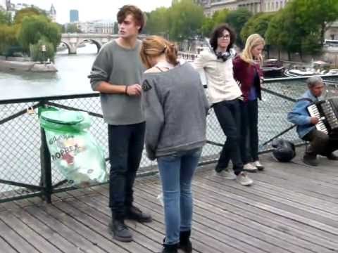 Miley Cyrus - LOL film shoot (1) - YouTube