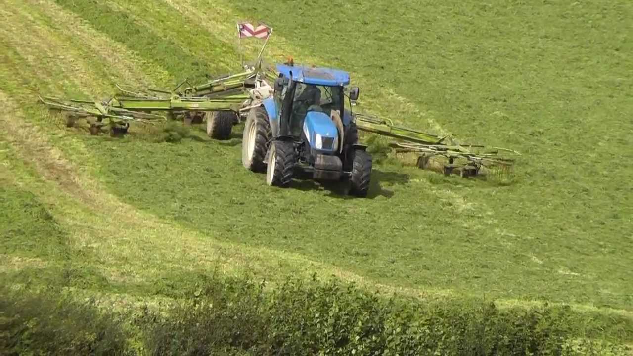 Silage 2011 Fourth Cut Raking. (1) - YouTube