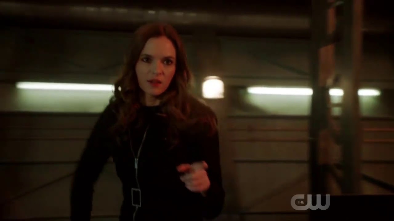 The Flash 4x23 | Cecile "Becomes" Killer Frost - YouTube