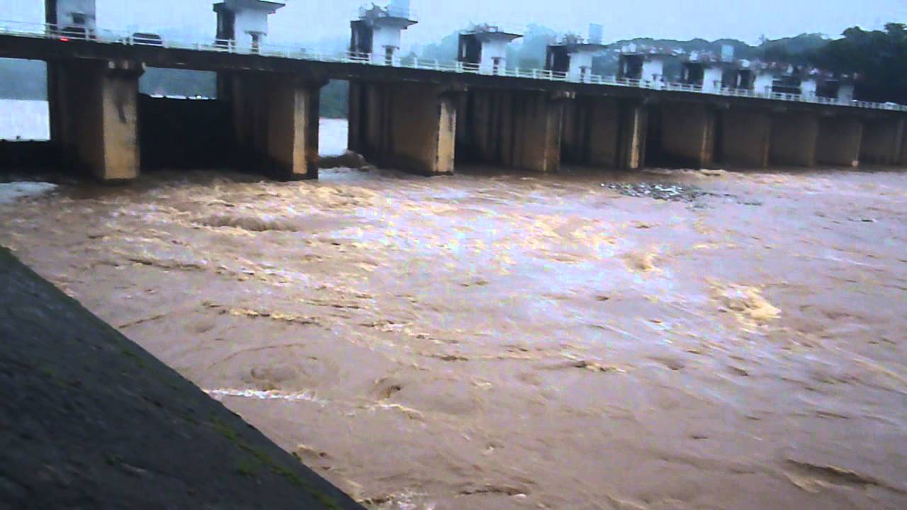 Highest rain in sri lanka - YouTube