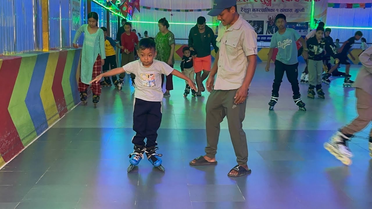 Little boy learn Skating | Tamghas Resunga Skate Park - YouTube
