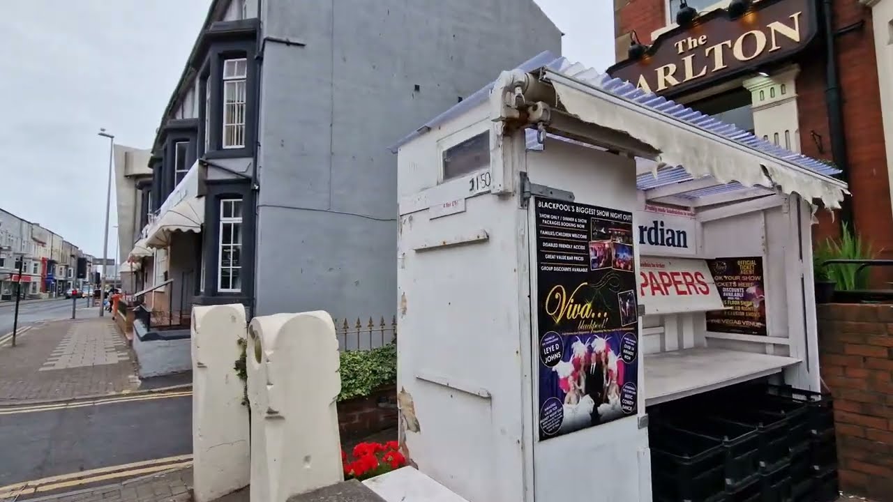 Blackpool: Hotels & B&B - A Walk Up Albert Road in June 2022! [4K ...