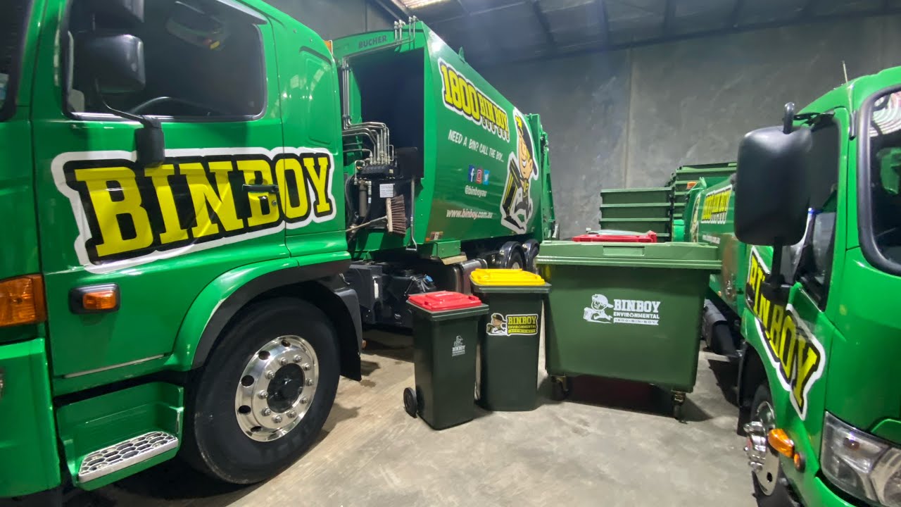 Garbage Trucks | Bin Boy Ep 11 - YouTube