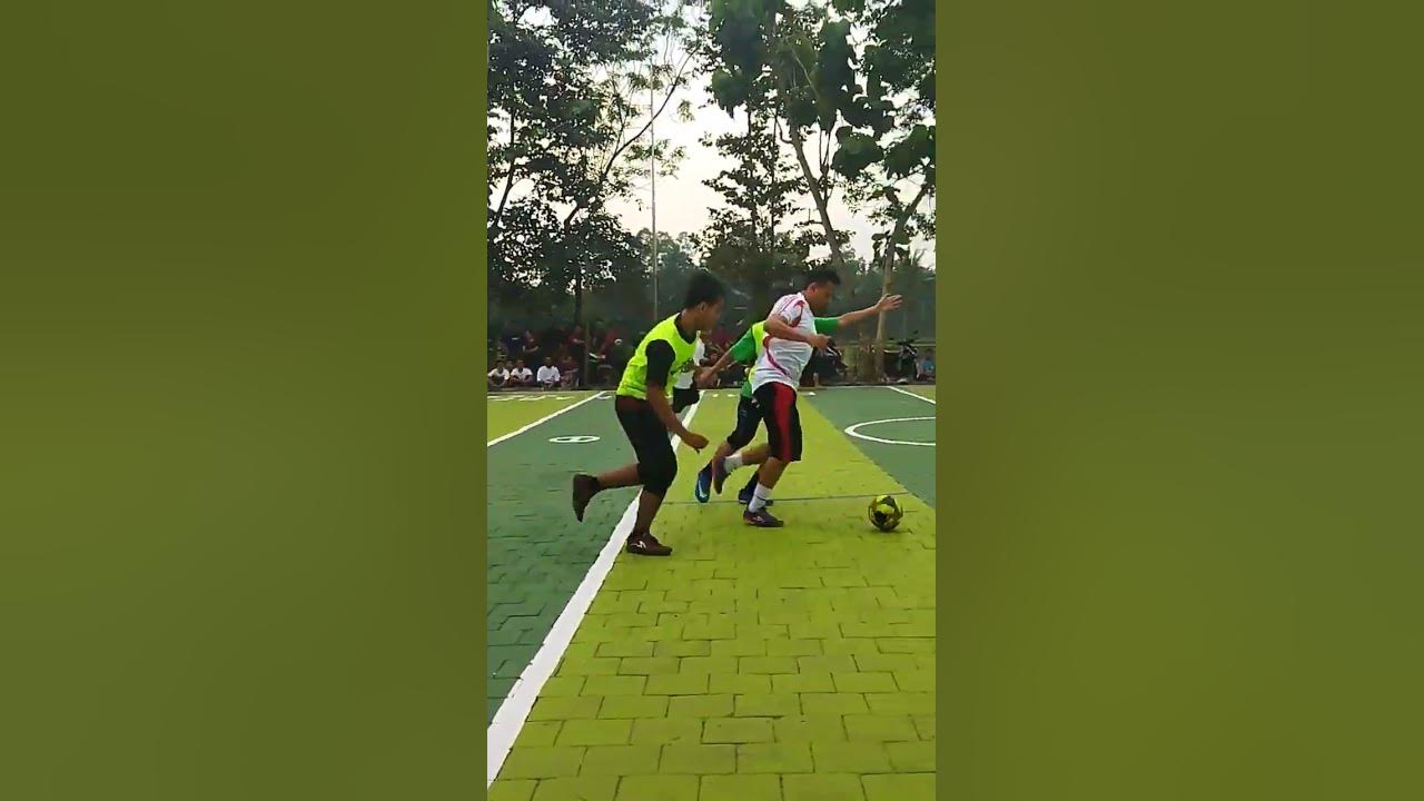 2 Vs 1 YouTube 2-vs-1-youtube
