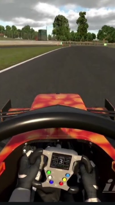 Pushing to the limit! (iracing f4 @ oultonpark) #f1 #iracing #racing #racinggames - YouTube