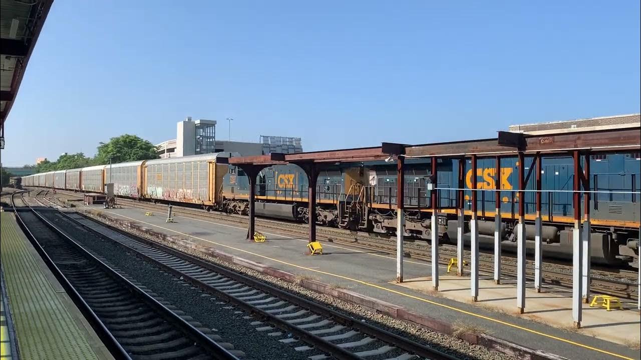 CSX at Springfield Union Station. - YouTube