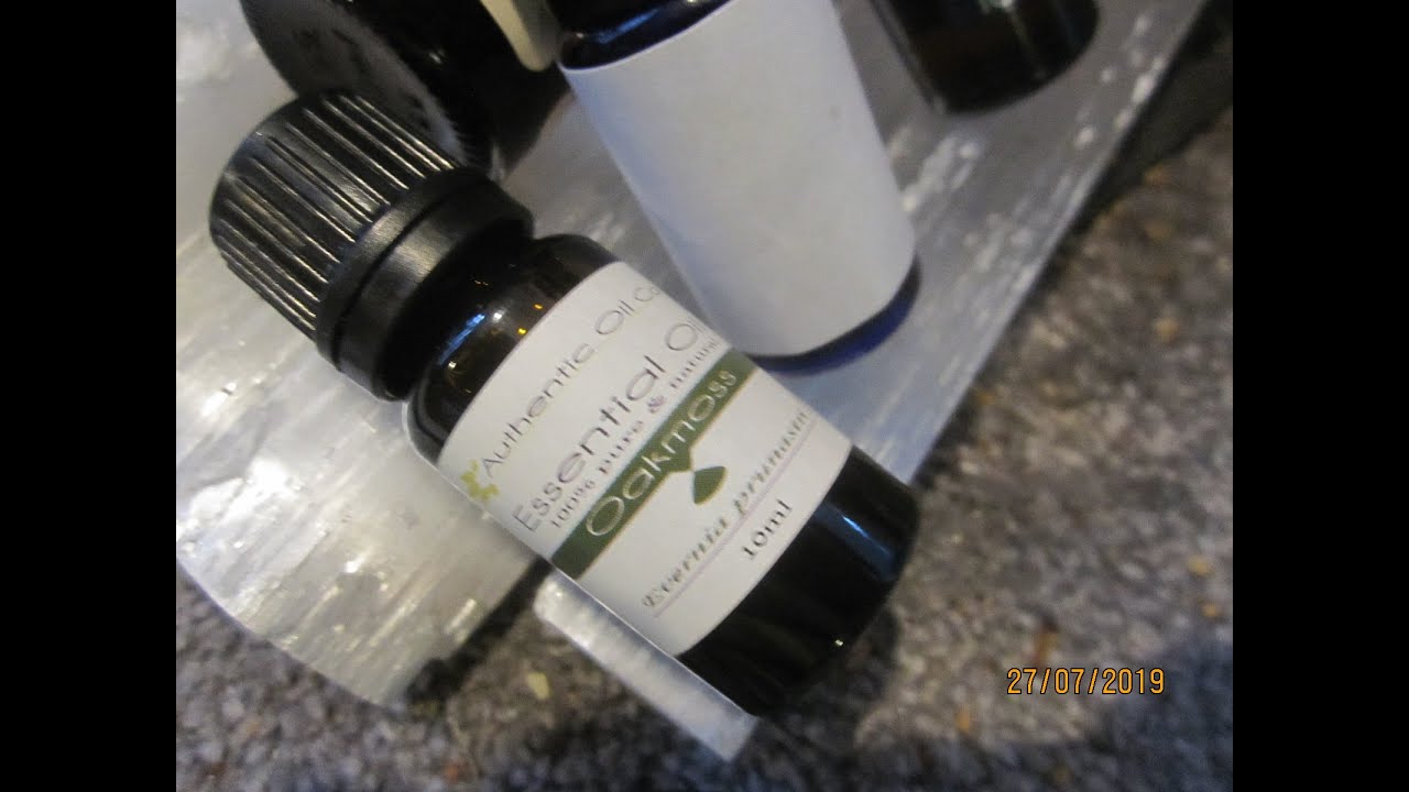 Oak moss essential oil, all you need to know - YouTube