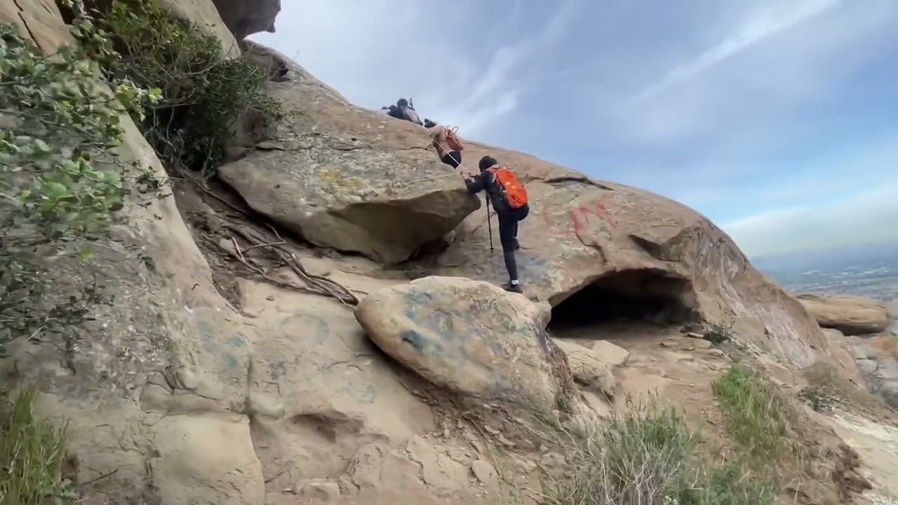The Secret Swing Cave @ The Grudge Trail Rocky Peak Simi Valley ...