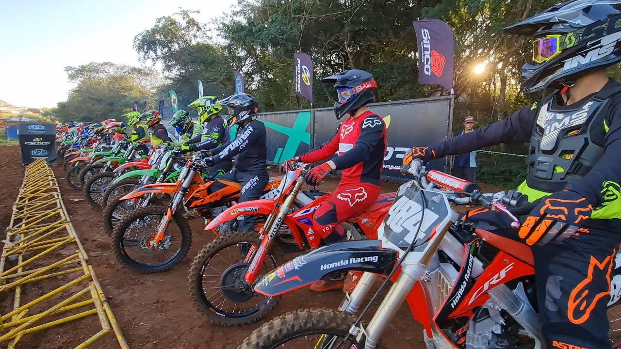 Preparativos e Largada com Gate Lotado na categoria Light no Paranaense ...