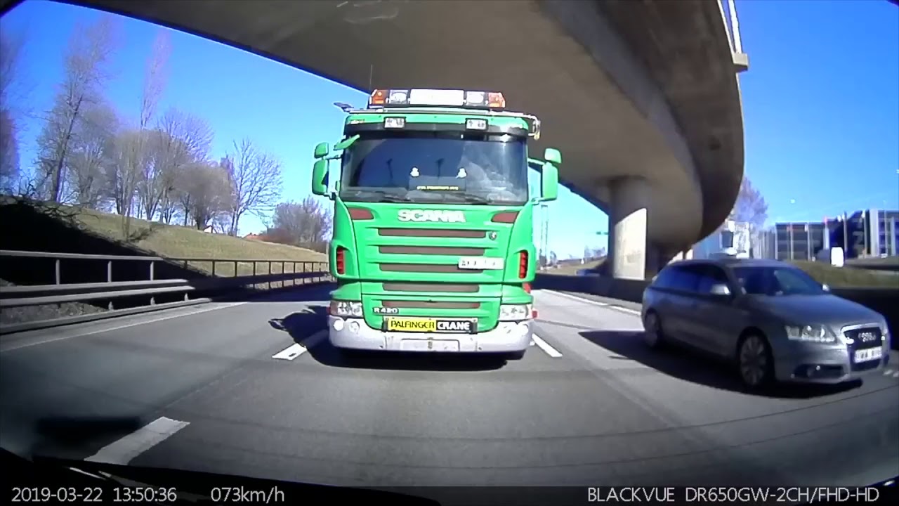 92# Tailgating, brake check mm - YouTube