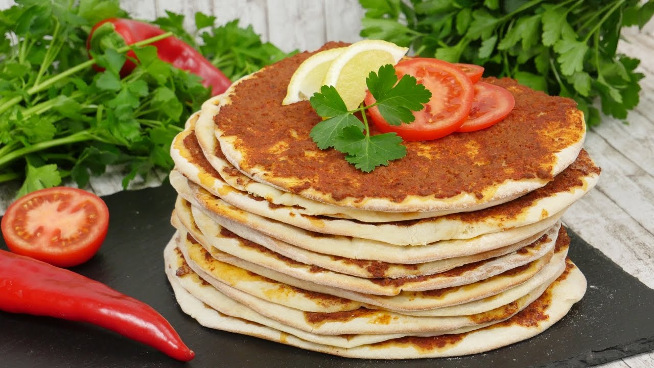 Lahmacun bei Kochkino - Türkische Woche #4 - YouTube