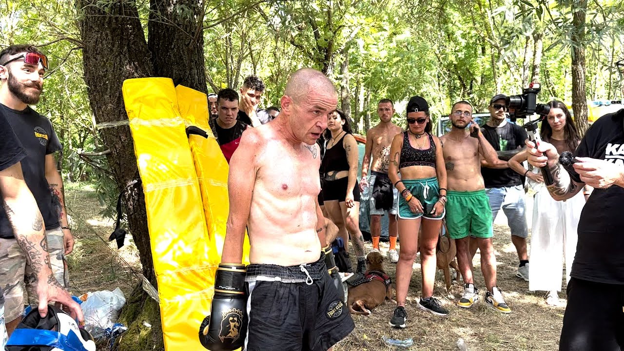 OLD MASTER vs PRO BOXER !!! Cool Fight !!! - YouTube