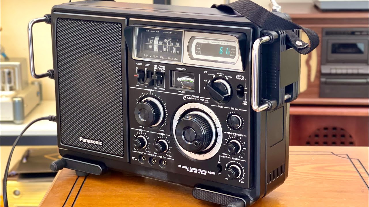 Radio quân đội trùm cuối Panasonic RF-2900 hàng xuất Mỹ 120V. LH: 077. ...