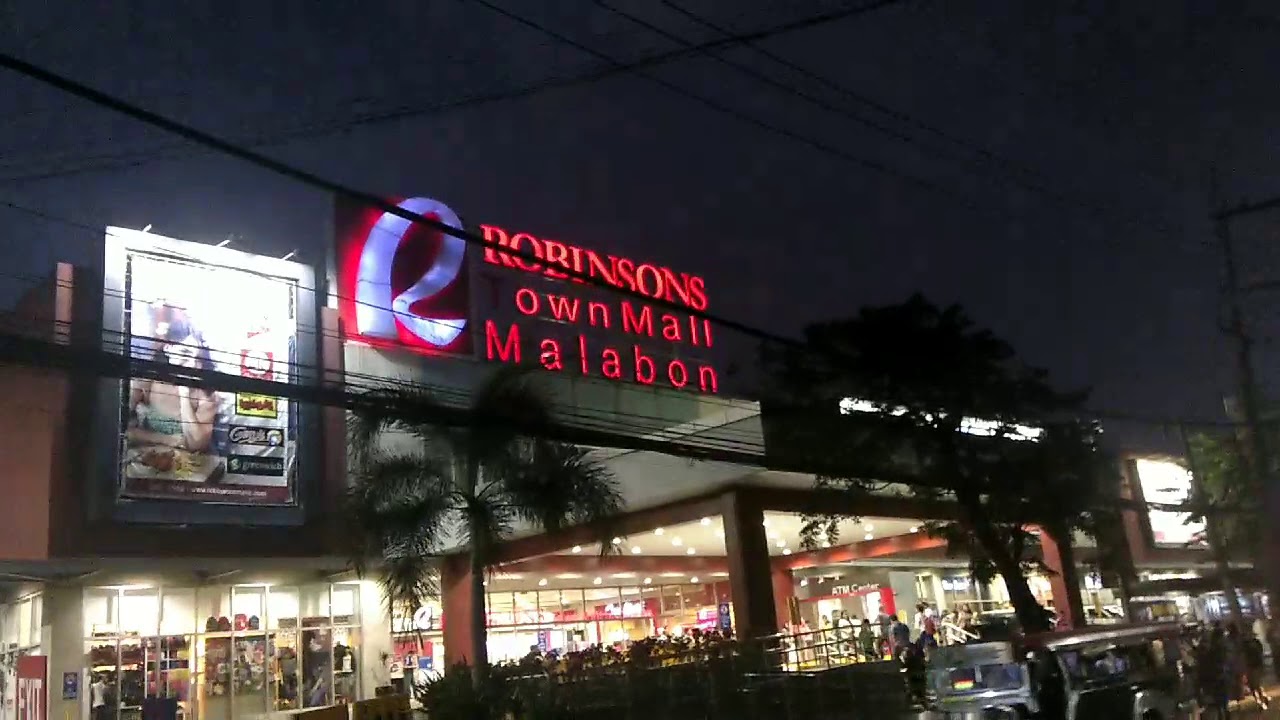 Banchetto Night at Robinsons Town Mall Malabon - YouTube