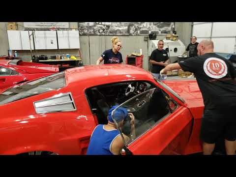Carmen @ AM Hot Rod Glass doing a time lapse install - YouTube