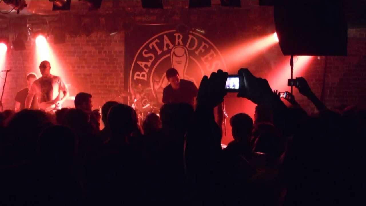 Blood Duster - Live at Bastardfest Sydney 2011 - YouTube