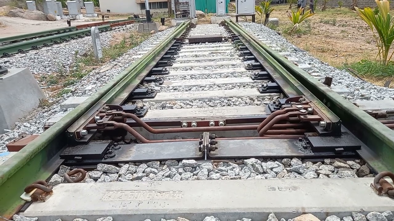 Thick web switch operation - YouTube