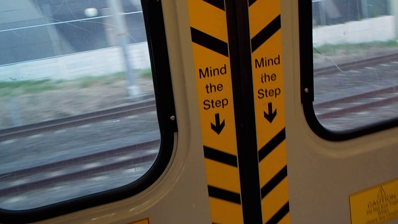 Queensland Rail Electric Multiple Unit (EMU 46): Auchenflower to ...