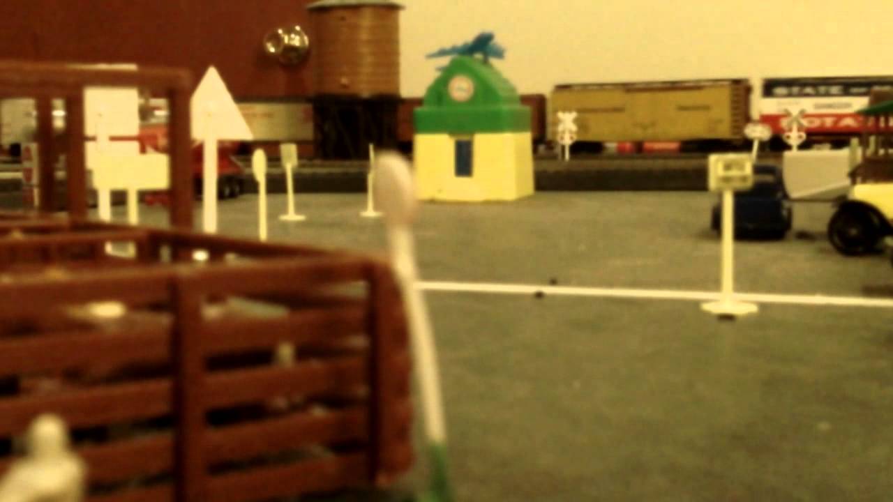 Southern Railway #4501 Passes General Store (HO Scale) - YouTube