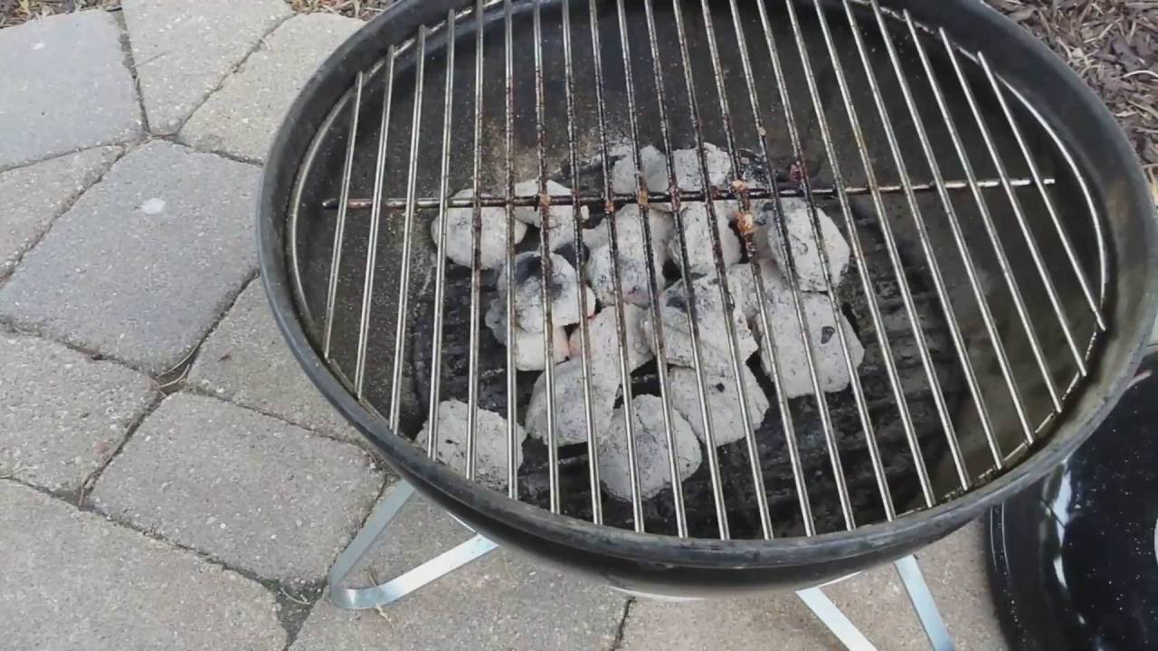 How to Clean Food Drippings off a Grill: Does this Work - YouTube