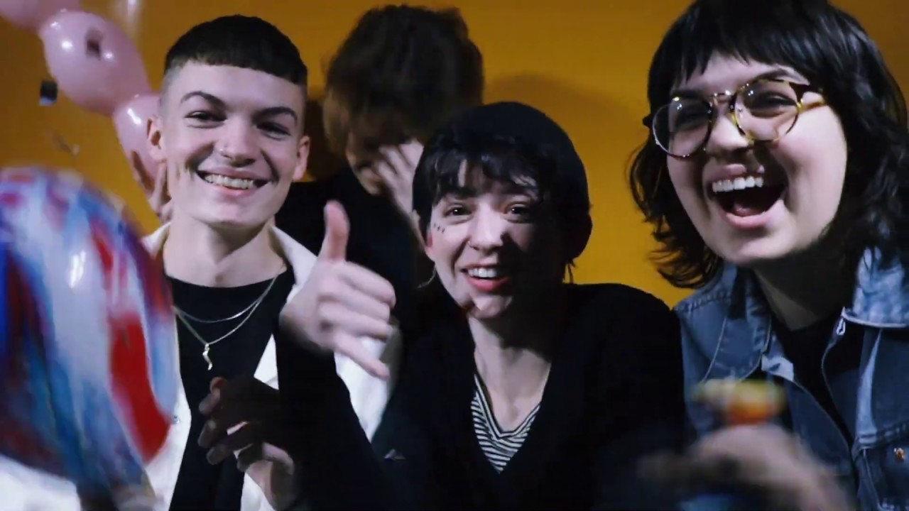 snarls - "Walk In The Woods" - YouTube