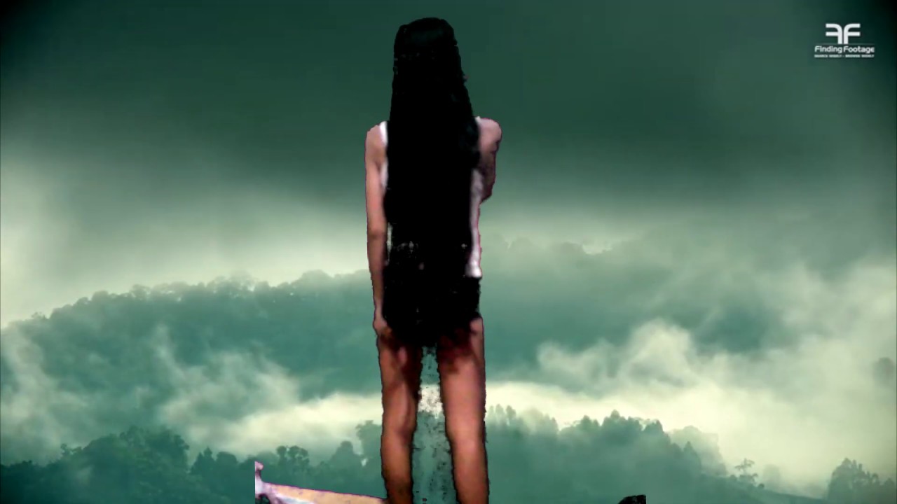 Terrible green screen....but Super Hot Filipina - YouTube