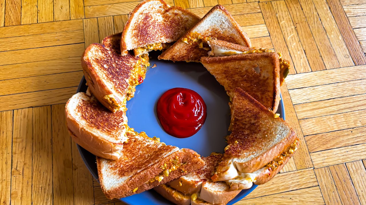 Eggetarian Sandwich😍| For all my Eggetarians, there's nothing better ...