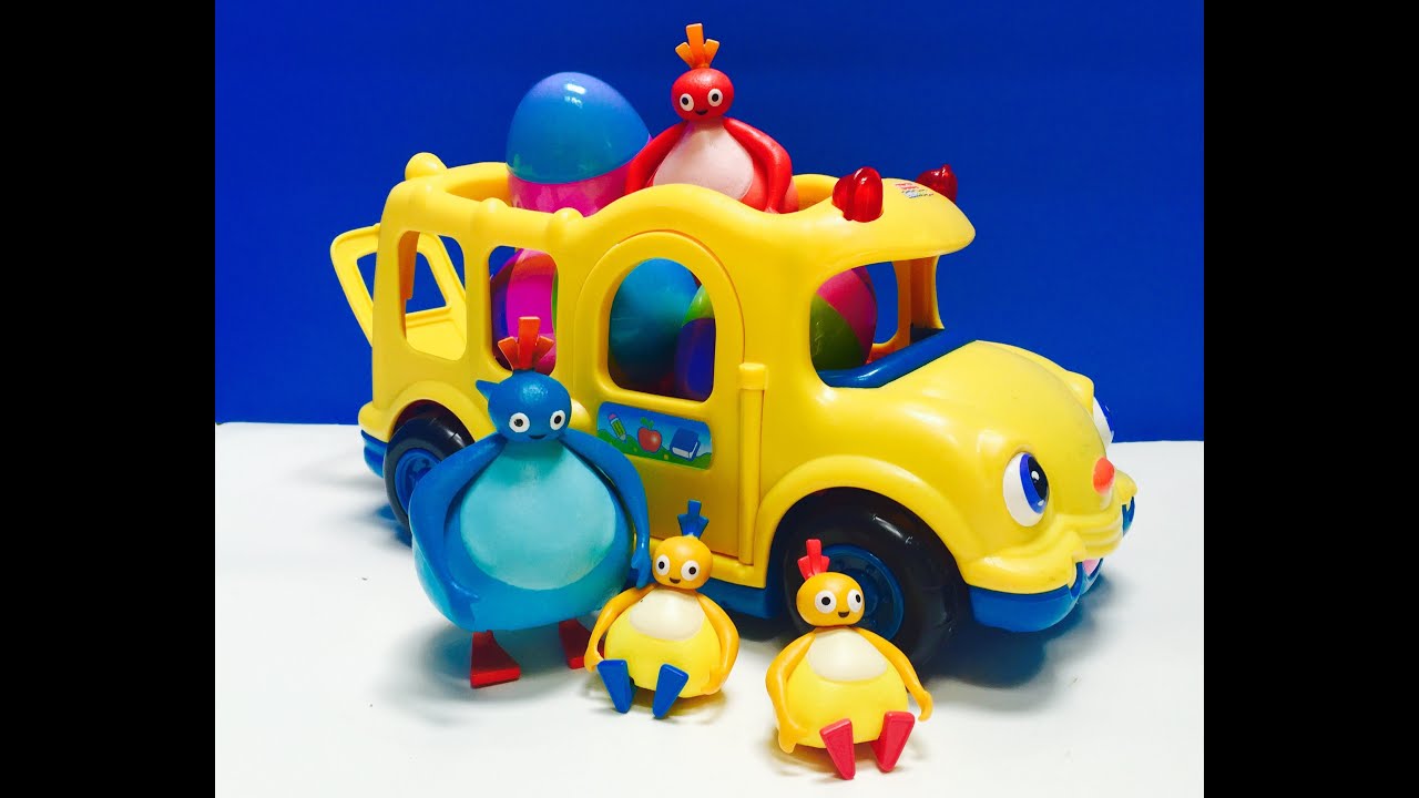 TWIRLWOOS Toys EASTER Egg Bus Ride! - YouTube