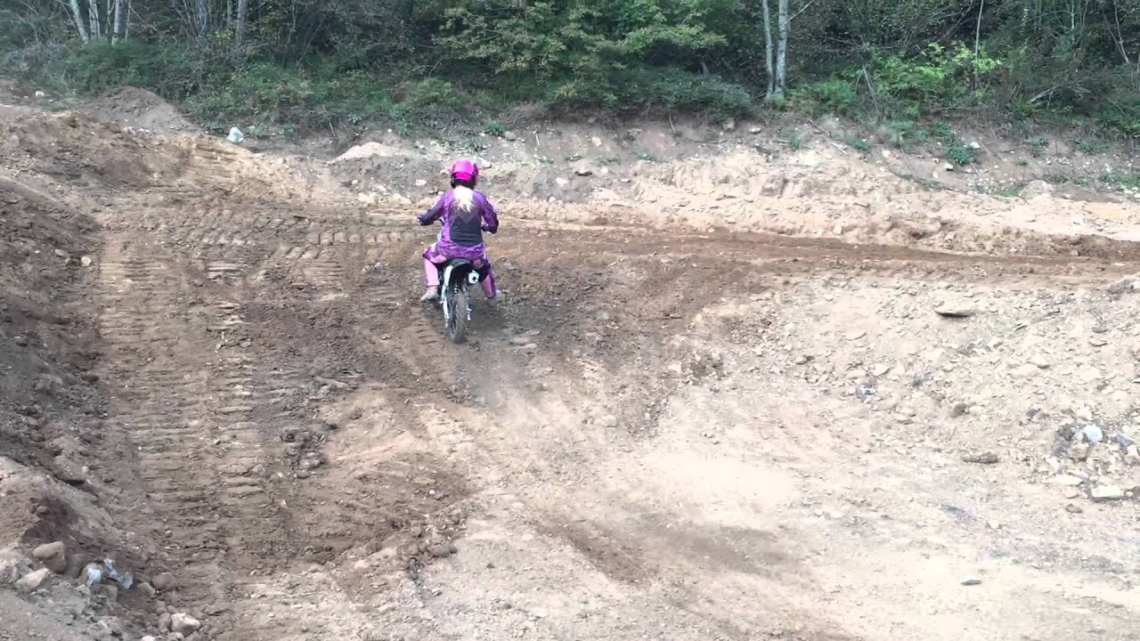 Megan rippin' it up - YouTube