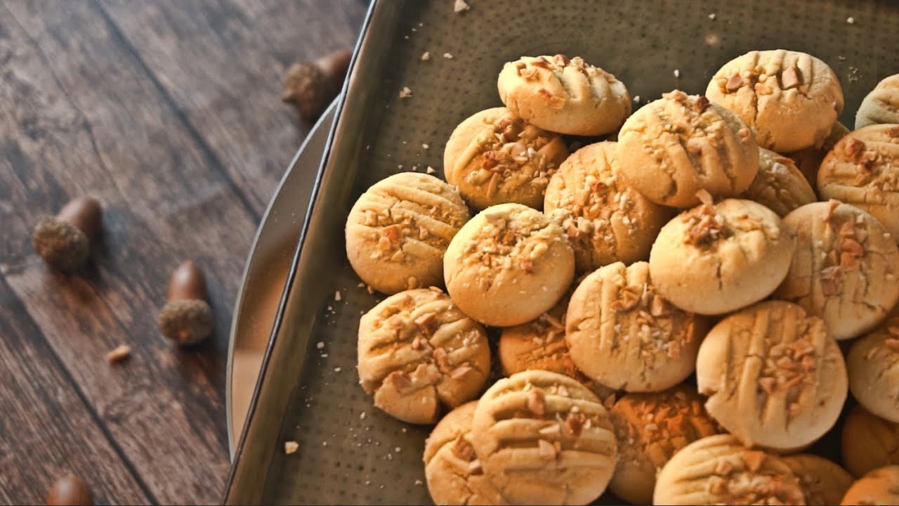 Biskut Sugee Gajus - YouTube