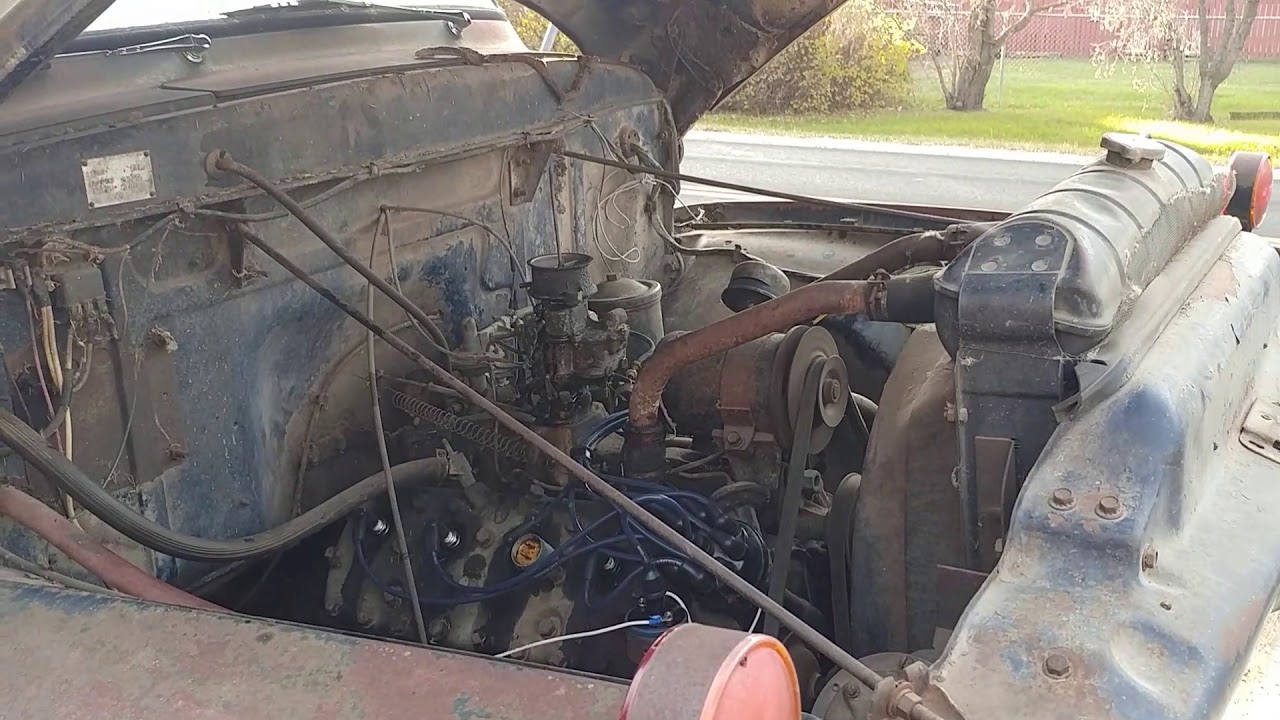 1953 Ford F350 Flathead V8 first start attempt - YouTube